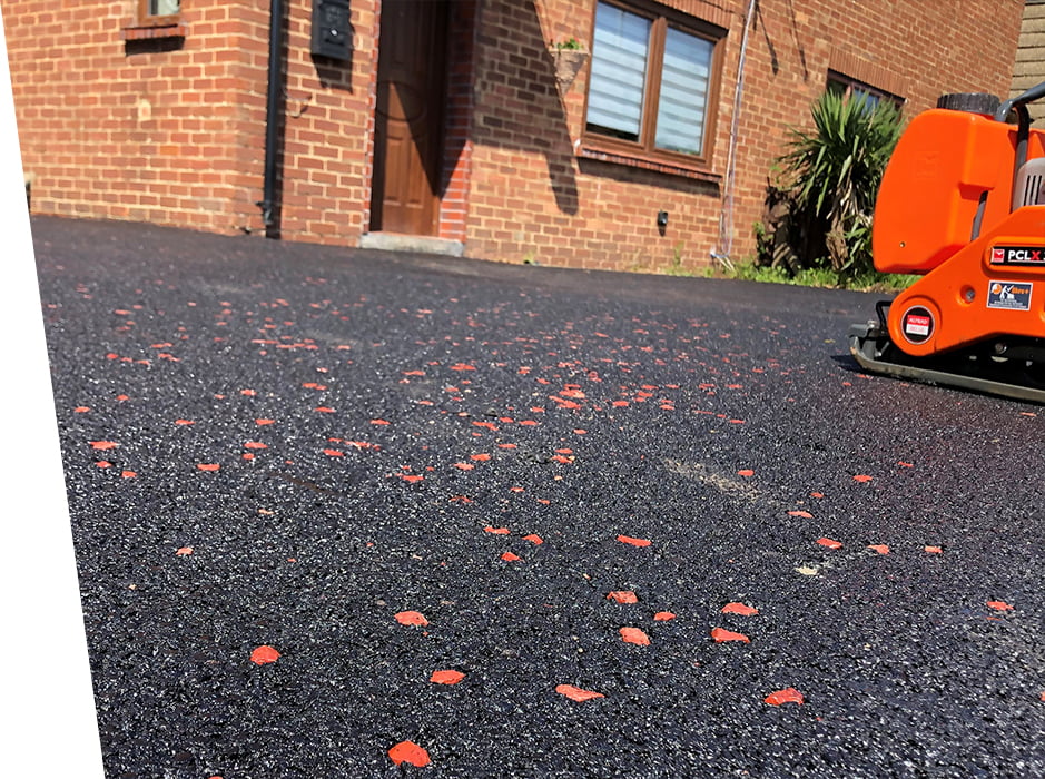 Tar & Chip And Tarmac Surfacing Specialists - KDG Surfacing